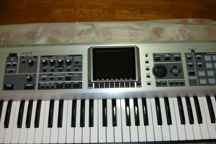 ROLAND FANTOM X6 合成器音樂工作站 [割愛出售] | DigiLog 聲響實驗室