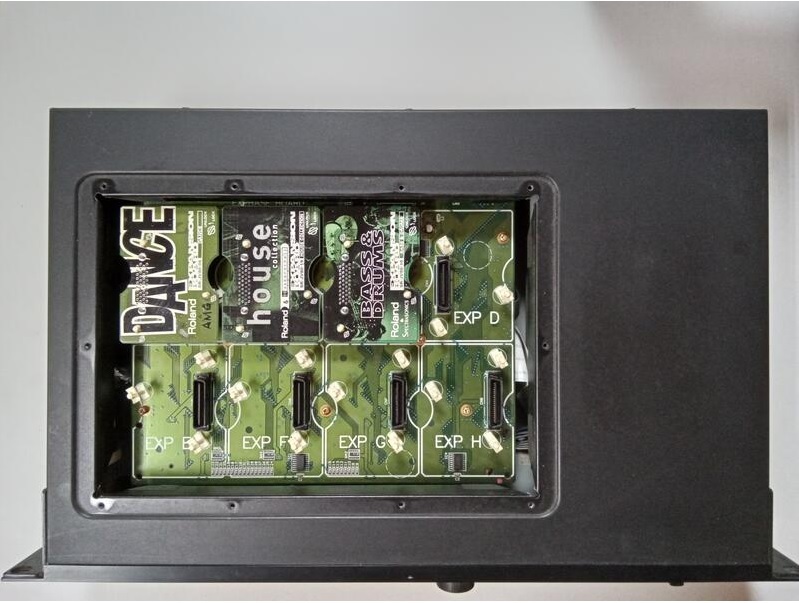 Roland JV-2080 +3Exp - 二手樂器 | DigiLog 聲響實驗室