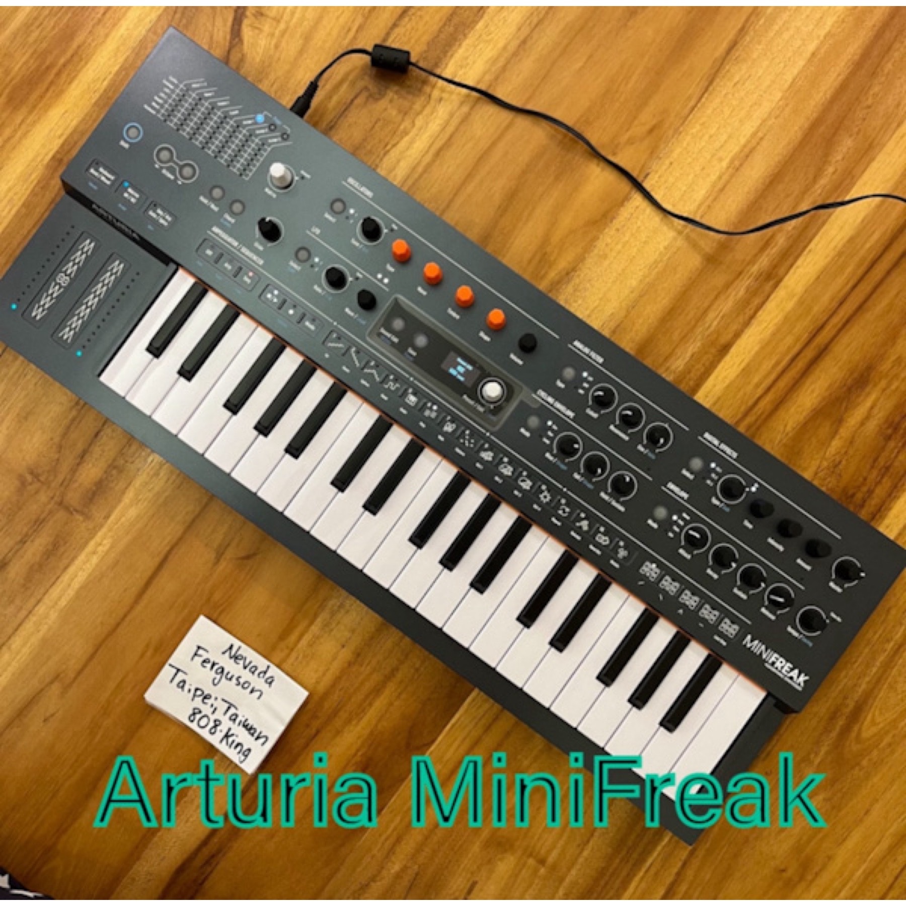 Arturia Minifreak + minifreak VST w/box - 二手樂器 | DigiLog 聲響實驗室