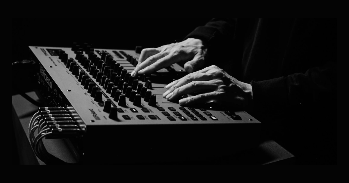 Roland TR-1000：融合經典與現代的節奏創造神器，但價格有點嚇人 - DigiLog 聲響實驗室